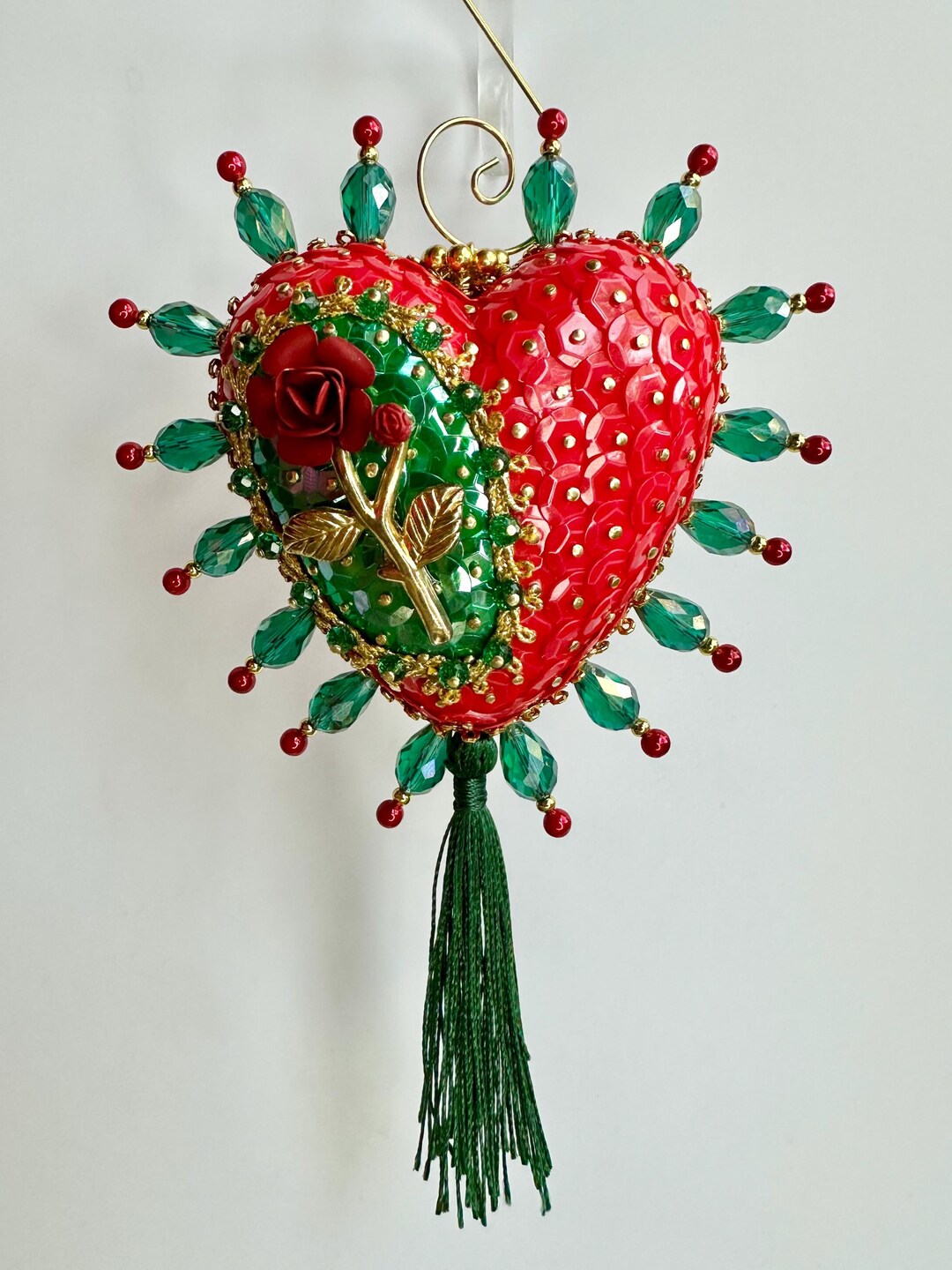 Heart-shaped Sequin Pushpin Christmas Ornament With Vintage Rose Brooch ...