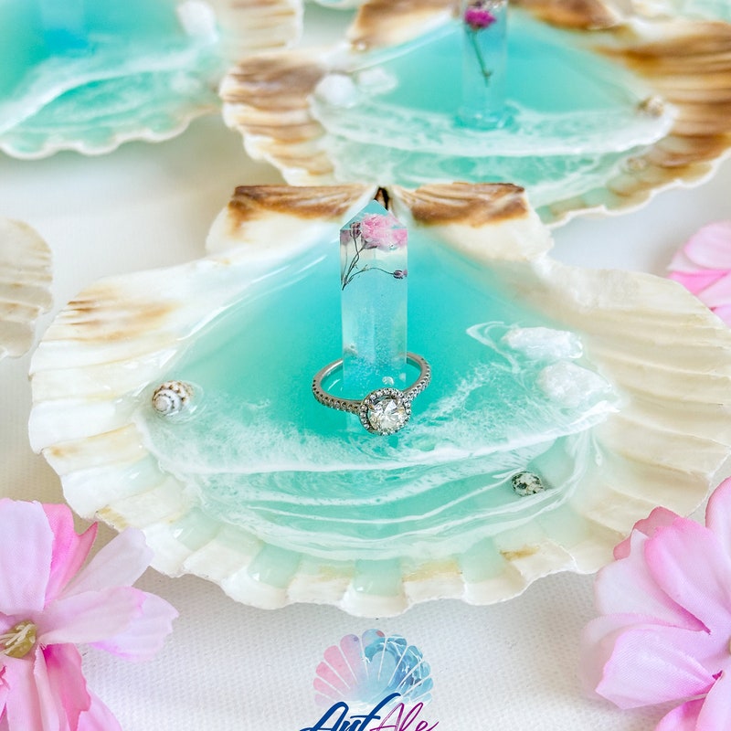 Shell Ring Holder - Etsy