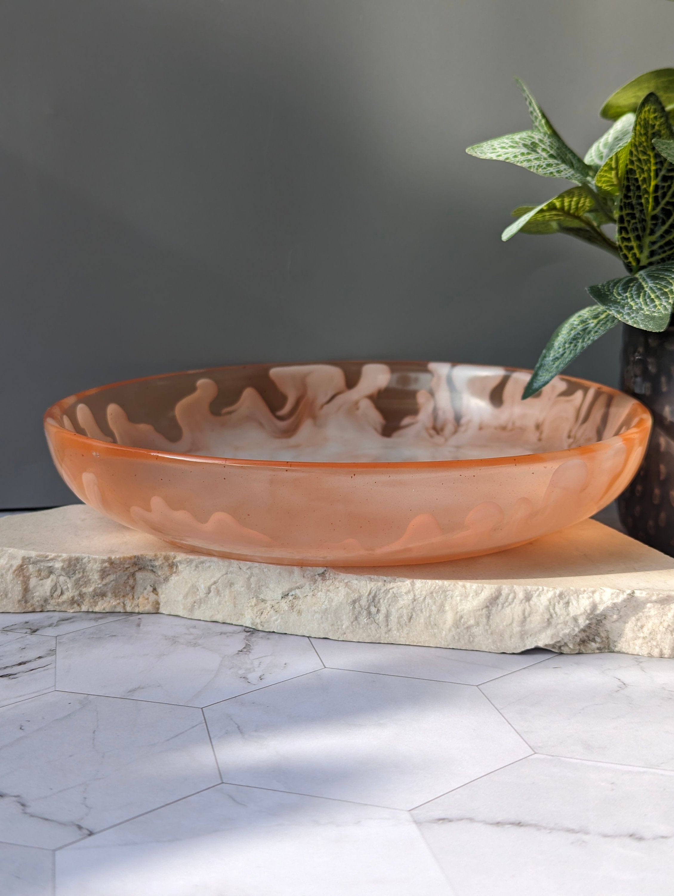 Colourful Resin Plates, Handmade Resin Serving Dish, Round Kitchen ...