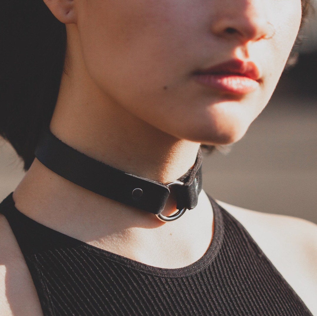 Black Leather O-ring Choker - 3/4 Inch - Full Grain Leather - Handmade ...