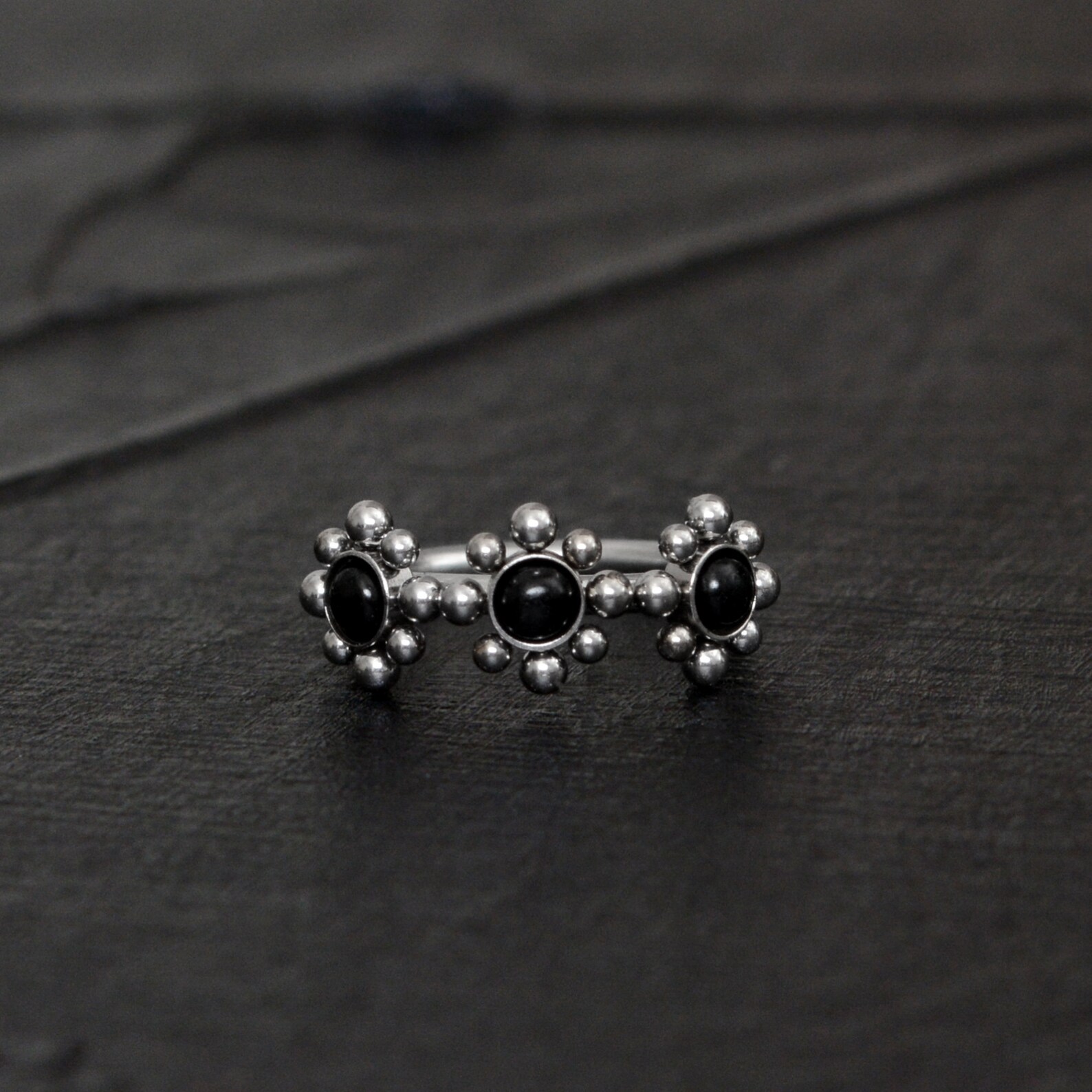 Onyx Nose Ring Titanium Implant Grade Nose Piercing 22g 20g | Etsy