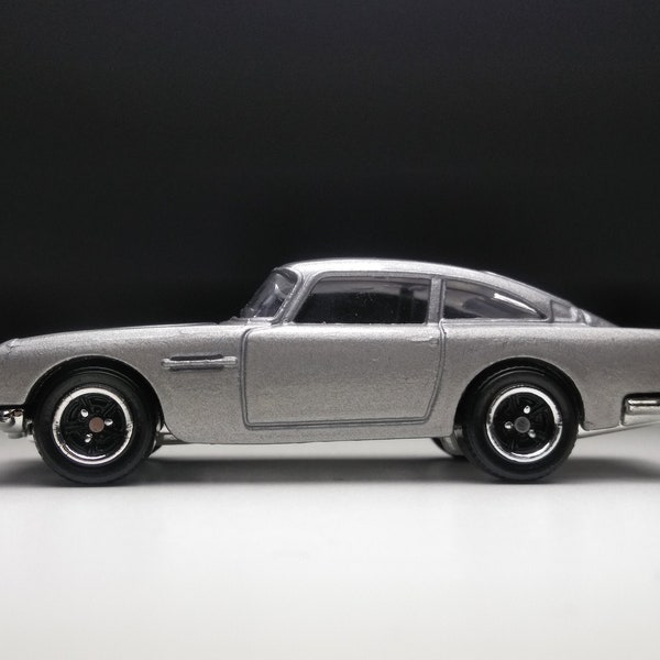 Aston Martin Db5 - Etsy