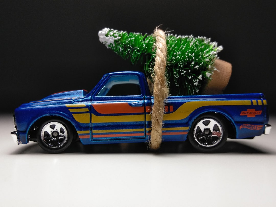 1967 Chevy C10 Carrying Christmas Tree, Car Christmas Ornament - Etsy