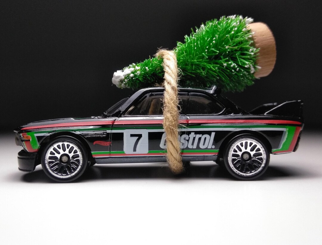 1973 BMW Carrying Christmas Tree, Car Christmas Ornament - Etsy
