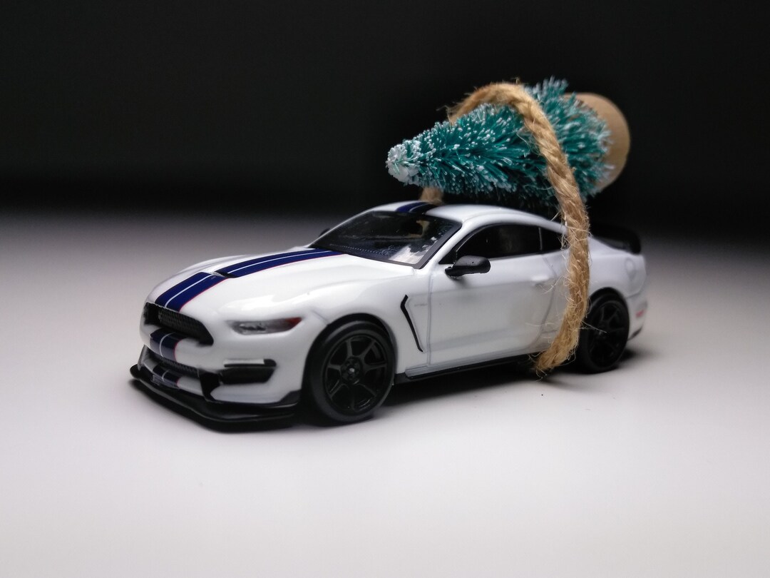 Ford Mustang Carrying Christmas Tree, Car Christmas Ornament - Etsy