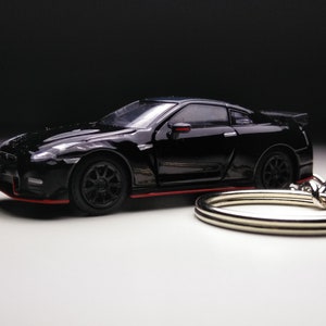 Nissan GTR R35 Keychain - Etsy