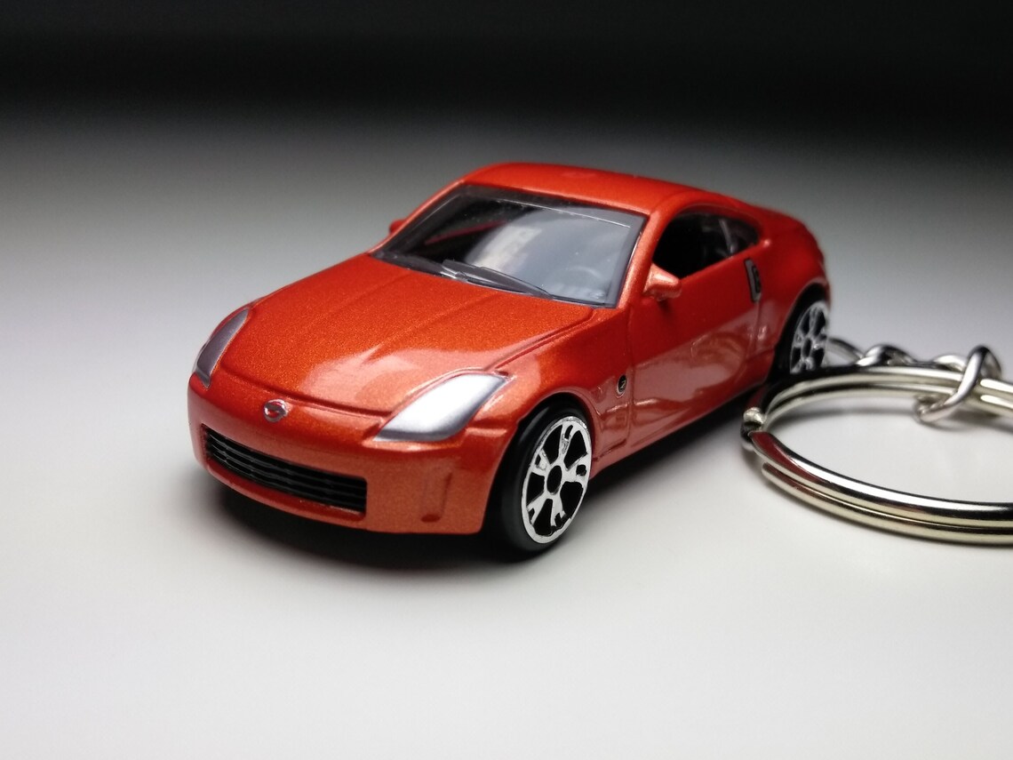 Nissan 350Z Hot Wheels Keychain - Etsy