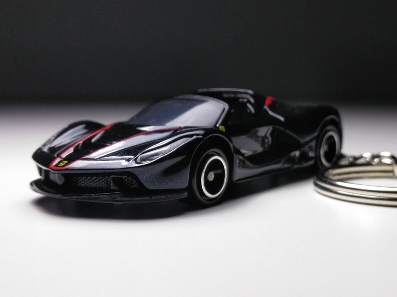 Ferrari Laferrari Keychain - Etsy