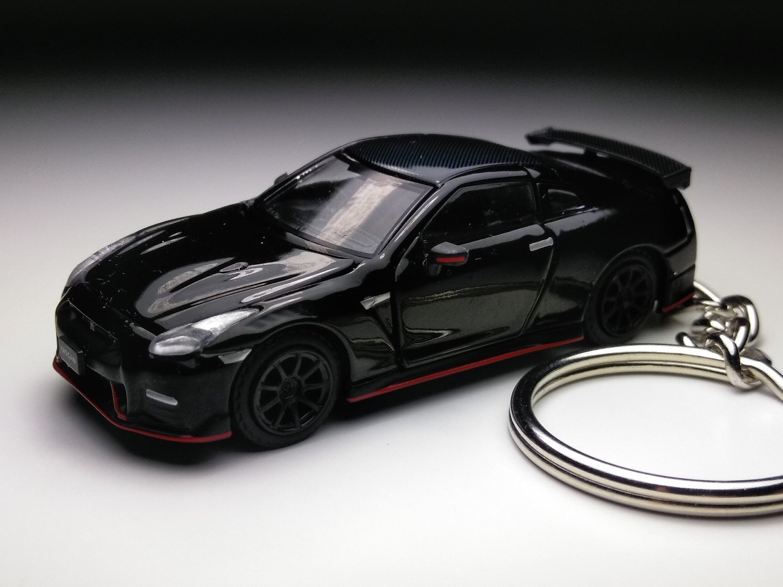 Nissan GTR R35 Keychain - Etsy