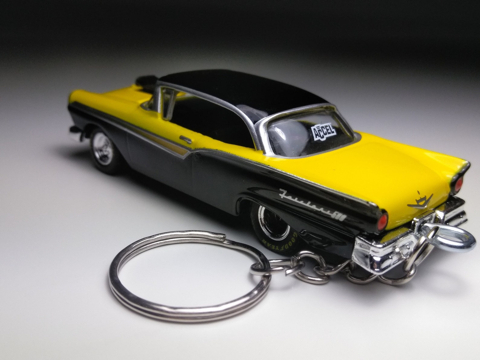 Ford Fairlane 500 Keychain - Etsy