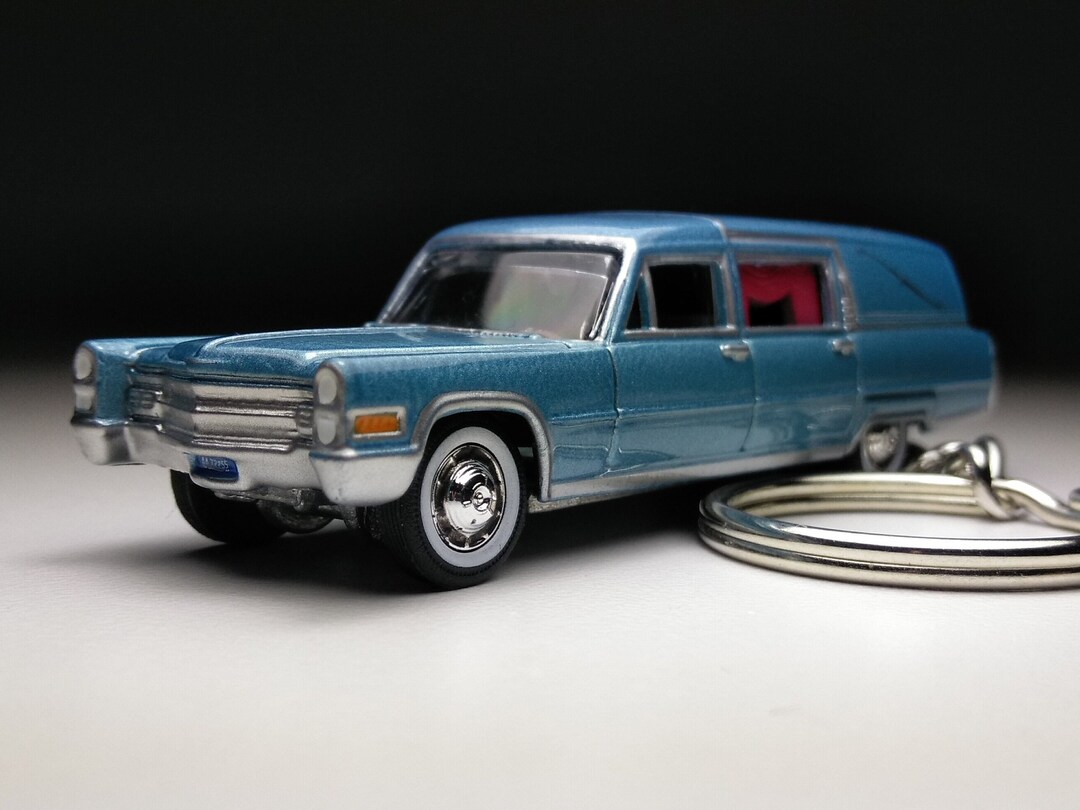 Cadillac Hearse Keychain - Etsy