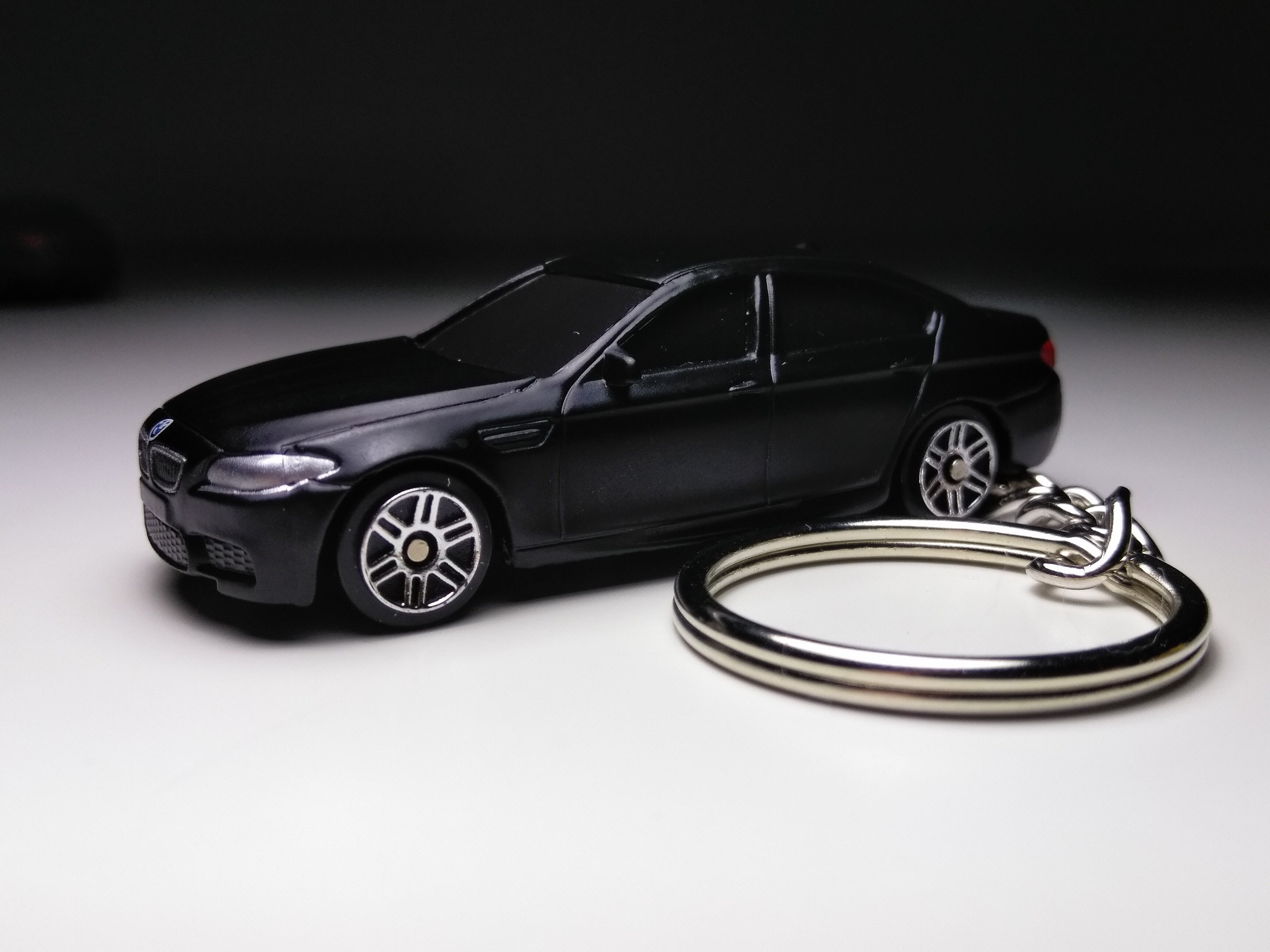 BMW 5 Series Keychain - Etsy