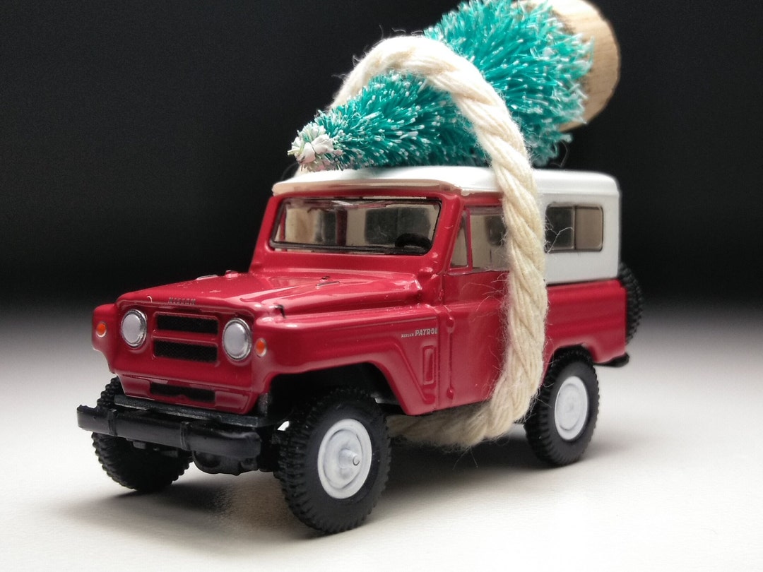 Nissan Patrol Carrying Christmas Tree, Christmas Ornament - Etsy