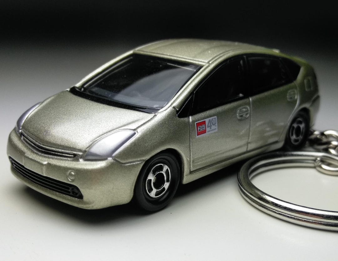 Toyota Prius Keychain - Etsy