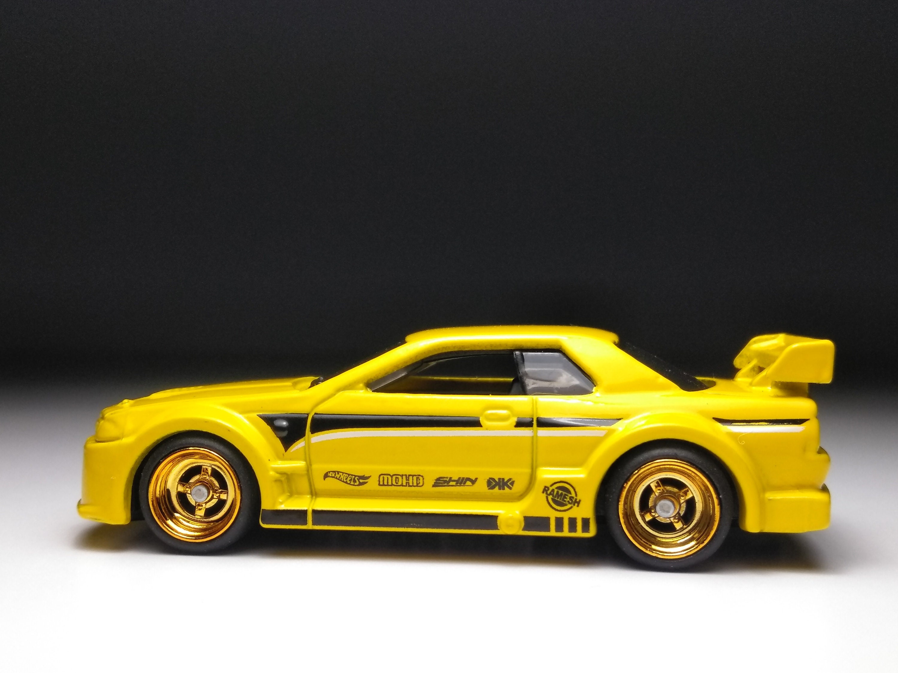 Hot Wheels NISSAN SKYLINE GTR R32 Yellow. custom Real Rubber | Etsy