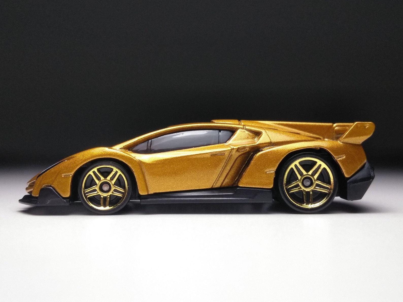 Lamborghini Veneno Hot Wheels (custom Plastic Wheels) - Etsy