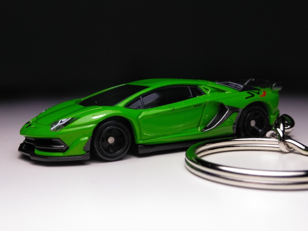 Lamborghini Aventador SVJ Keychain - Etsy