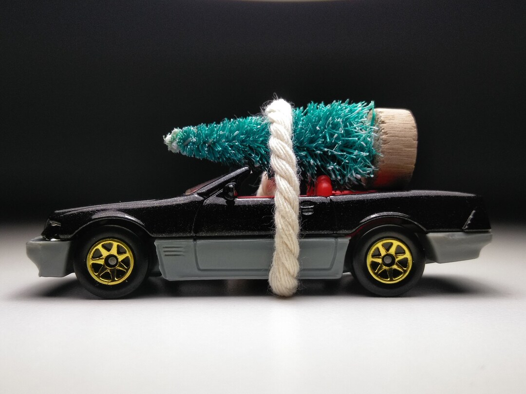Mercedes Benz 500 SL Carrying Christmas Tree, Car Christmas Ornament - Etsy