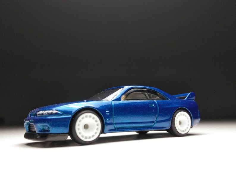 Nissan Skyline GT-R R33 Hot Wheels custom Real Riders - Etsy