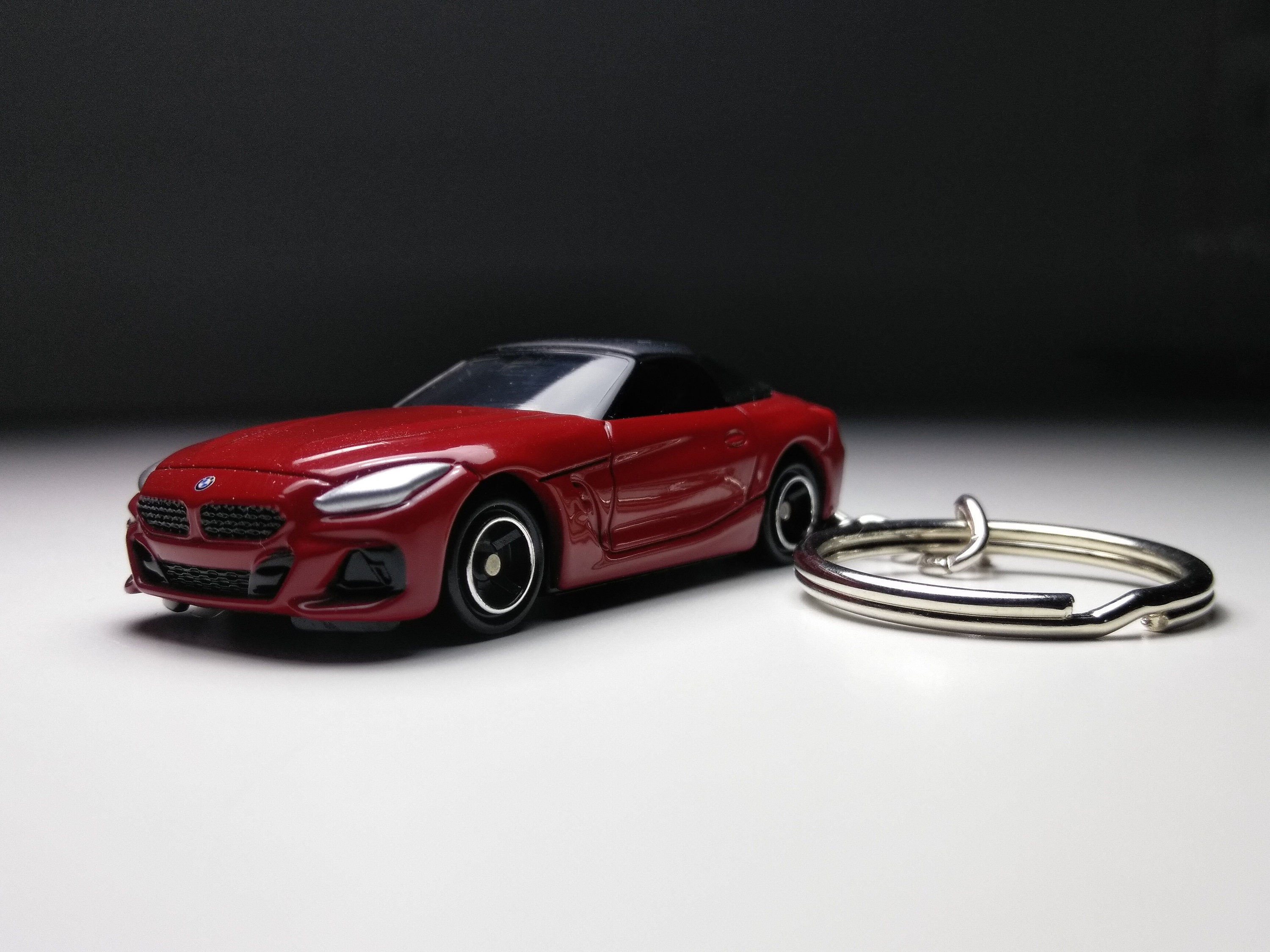 BMW Z4 Keychain - Etsy
