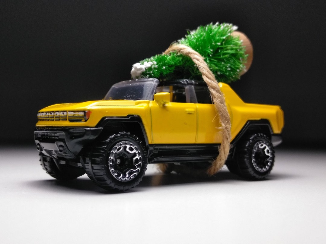 HUMMER EV Carrying Christmas Tree, Car Christmas Ornament - Etsy