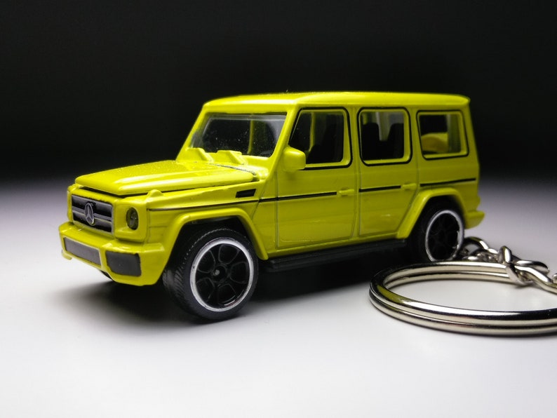 Mercedes Benz G Wagon Keychain - Etsy