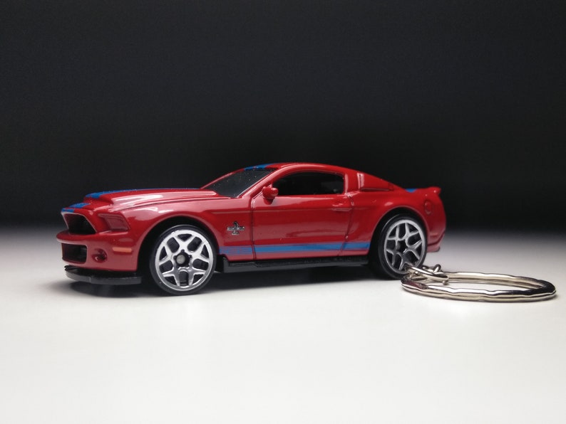 Ford Mustang Shelby GT500 Supersnake Keychain - Etsy