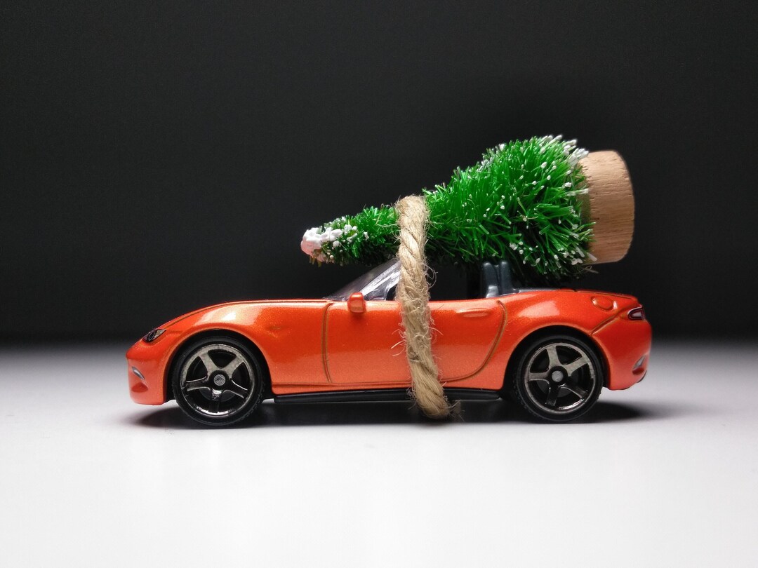 Mazda MX-5 Miata Carrying Christmas Tree, Car Christmas Ornament - Etsy