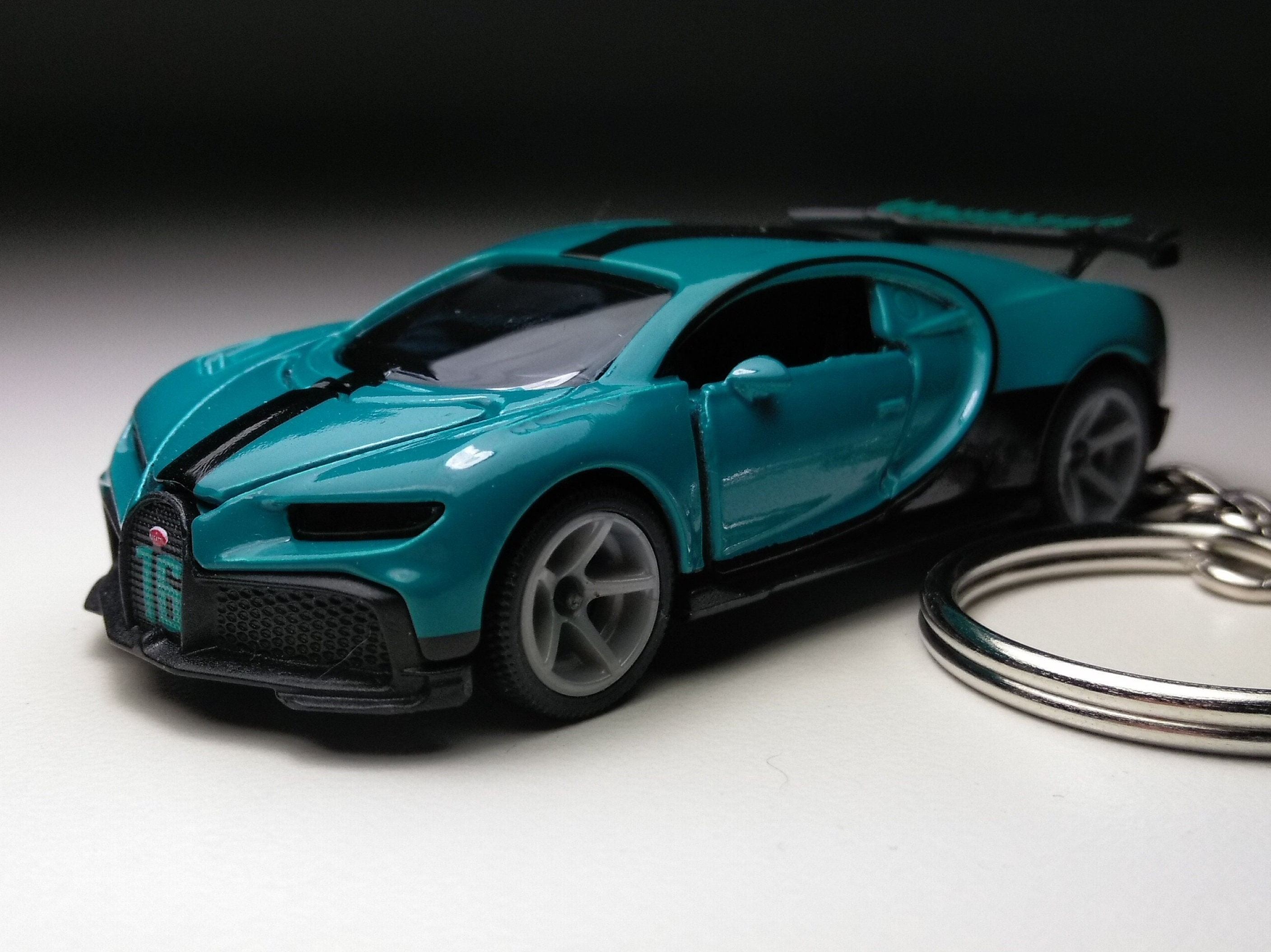 Bugatti Chiron Keychain - Etsy