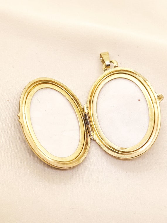 Vintage Photo Locket 1950 Enamel 1950s Fleur of Lys - Gem