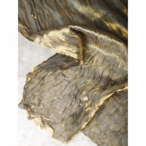 Golden Ripple Crinkle Metallic Organza | Liquid Texture Wave Chiffon ...