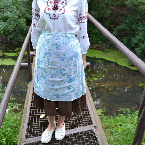 Traditional Apron - Etsy
