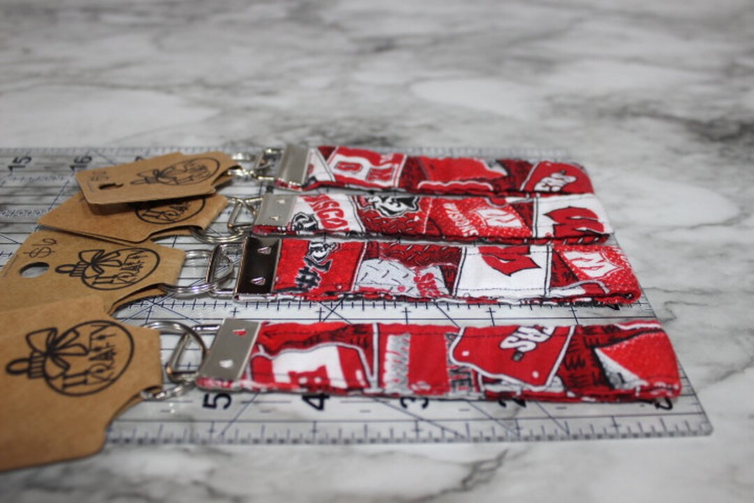 Wisconsin Badgers Keychain/lanyard - Etsy
