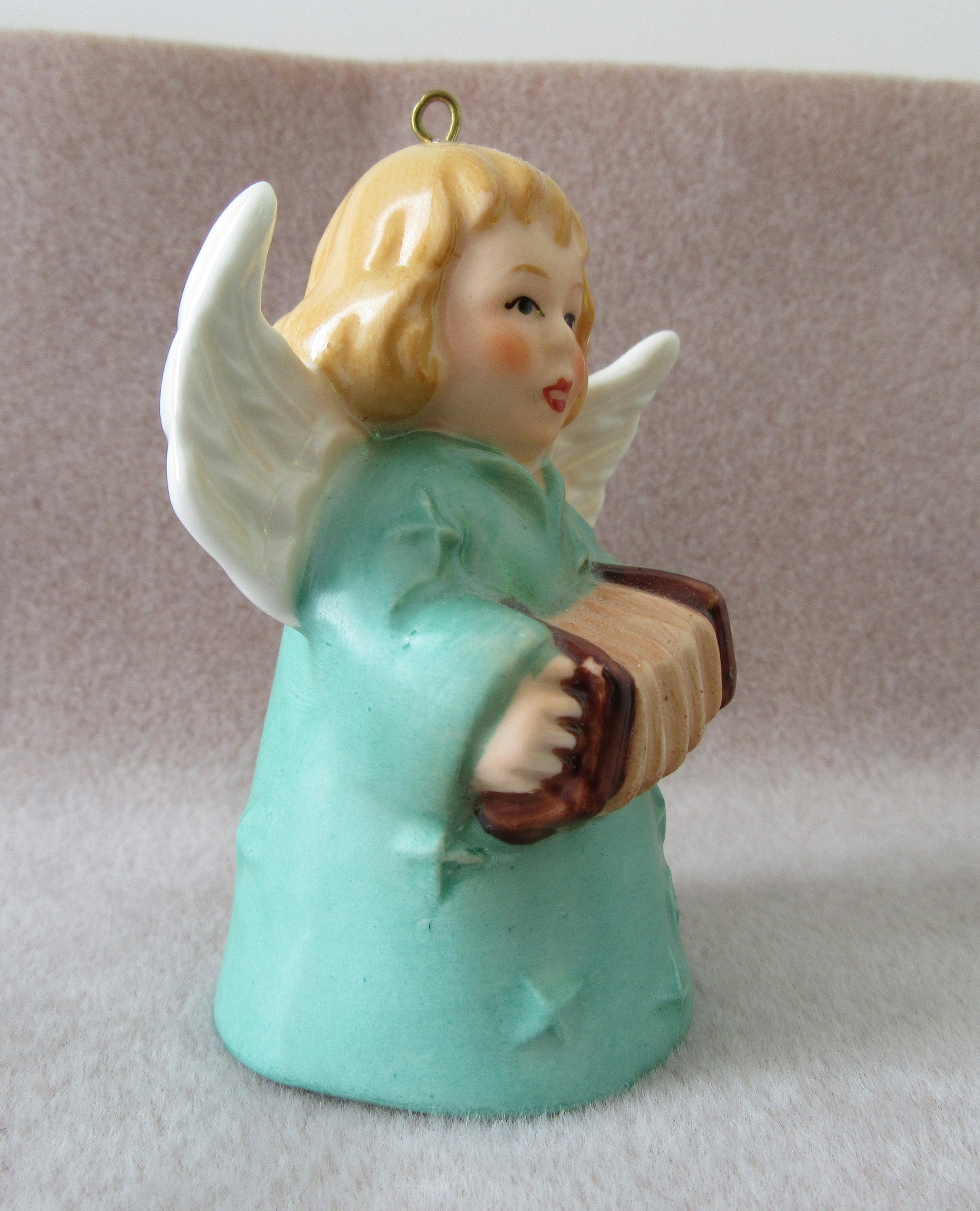 1979 Goebel Angel Bell Ornament Green Accordian Player - Etsy 日本