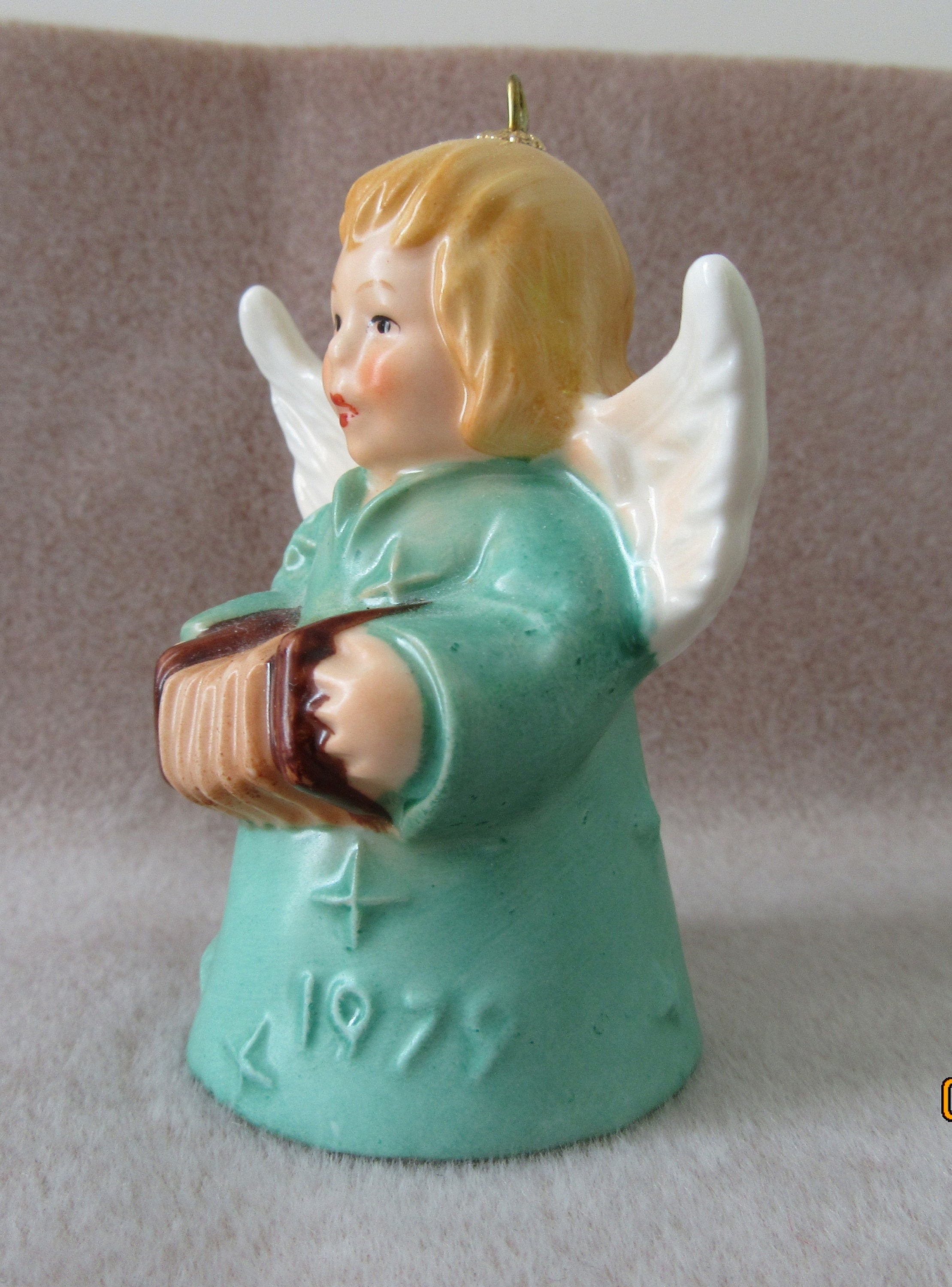 1979 Goebel Angel Bell Ornament Green Accordian Player - Etsy 日本