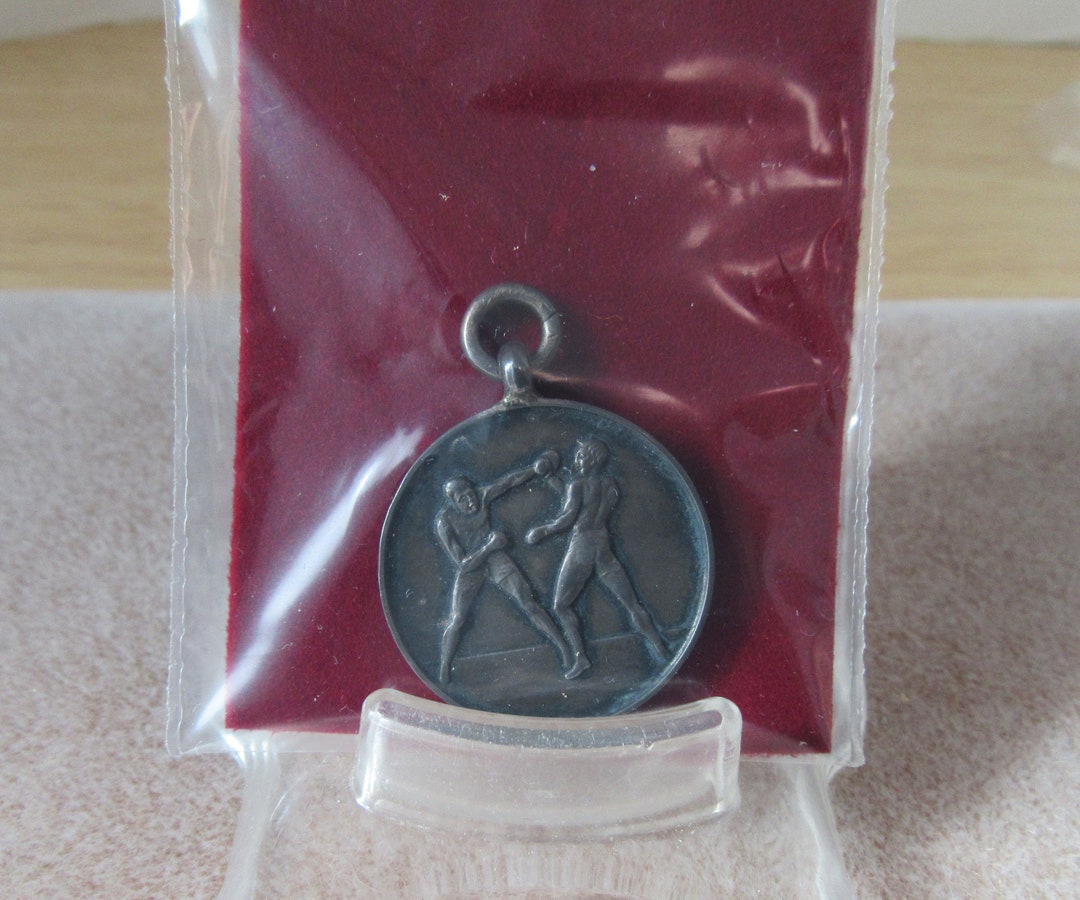 Vintage 1950s Boxing Award/medallion - Etsy