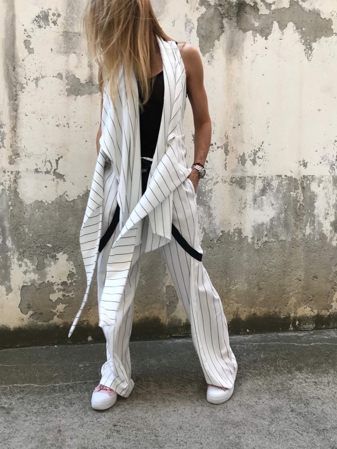 Women Designer Outfit, Fashion Suit, Deisgner Fashion, Stylish Handmade ...