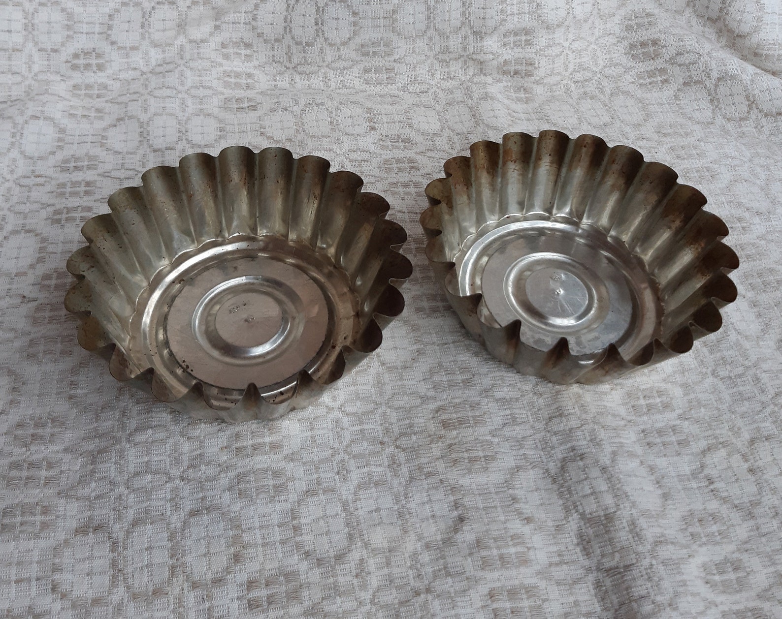 Medium Vintage Metal Cake Baking Mold Vintage Muffin and - Etsy