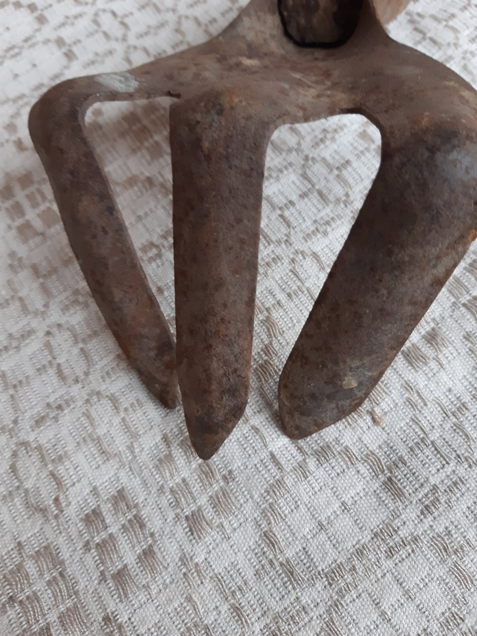 Vintage Primitive Iron Hoe Head, Handheld Tool, Vintage Garden Decor ...