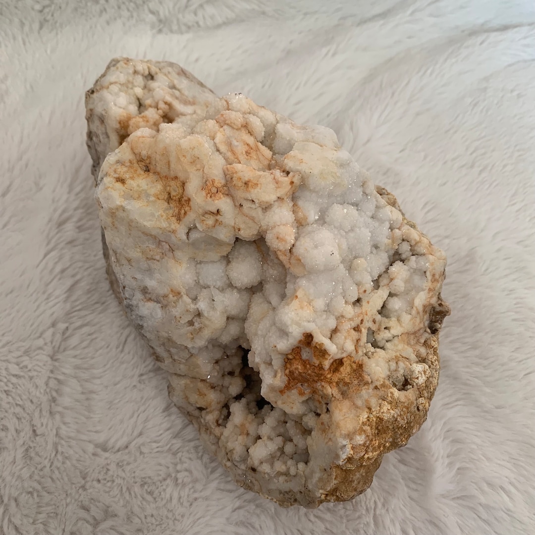 Large Natural Kentucky Geode - Beautiful Snowball Quartz Crystals - 5 ...