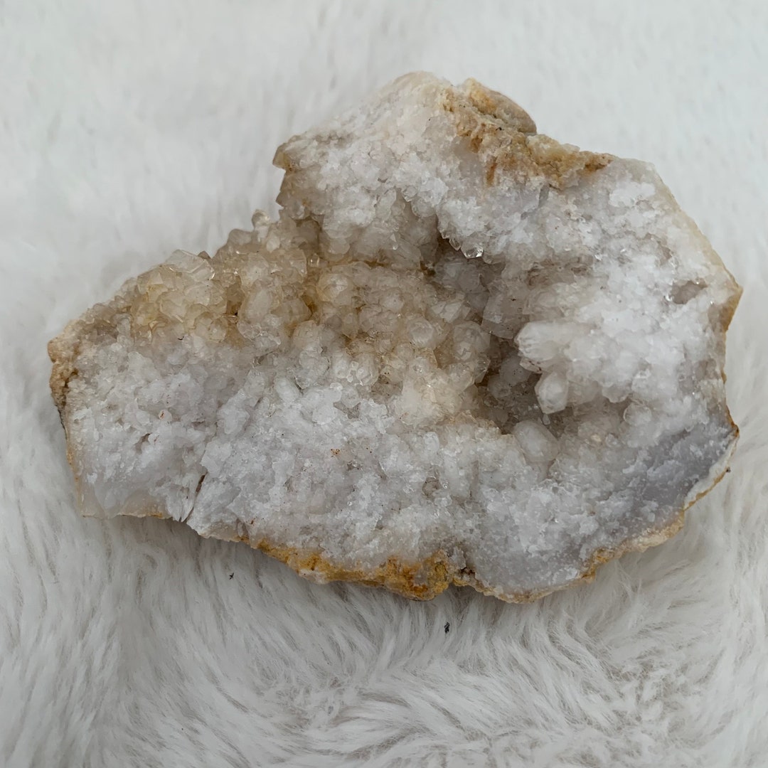 Natural Kentucky Geode - Beautiful Quartz Crystals - 9 Ounces - #523 - Etsy
