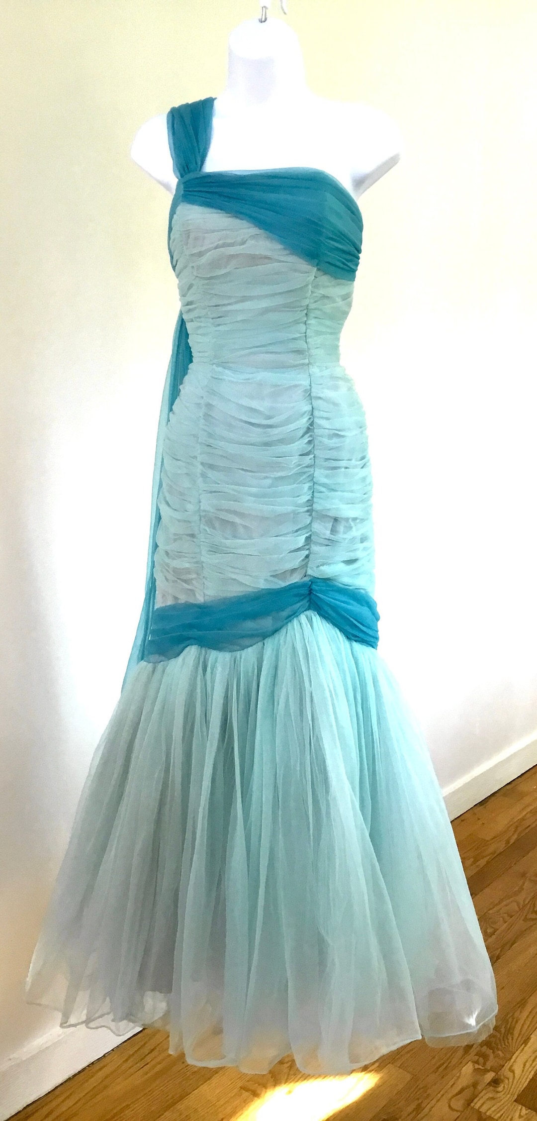 50s Strapless Mermaid Wiggle Gown. Ruched, Tulle, Shoulder Sash, S/XS ...