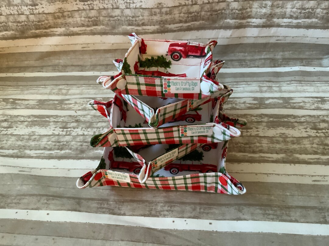 Christmas Tree Truck Fold up Fabric Tray, Holiday Stitching Tray ...