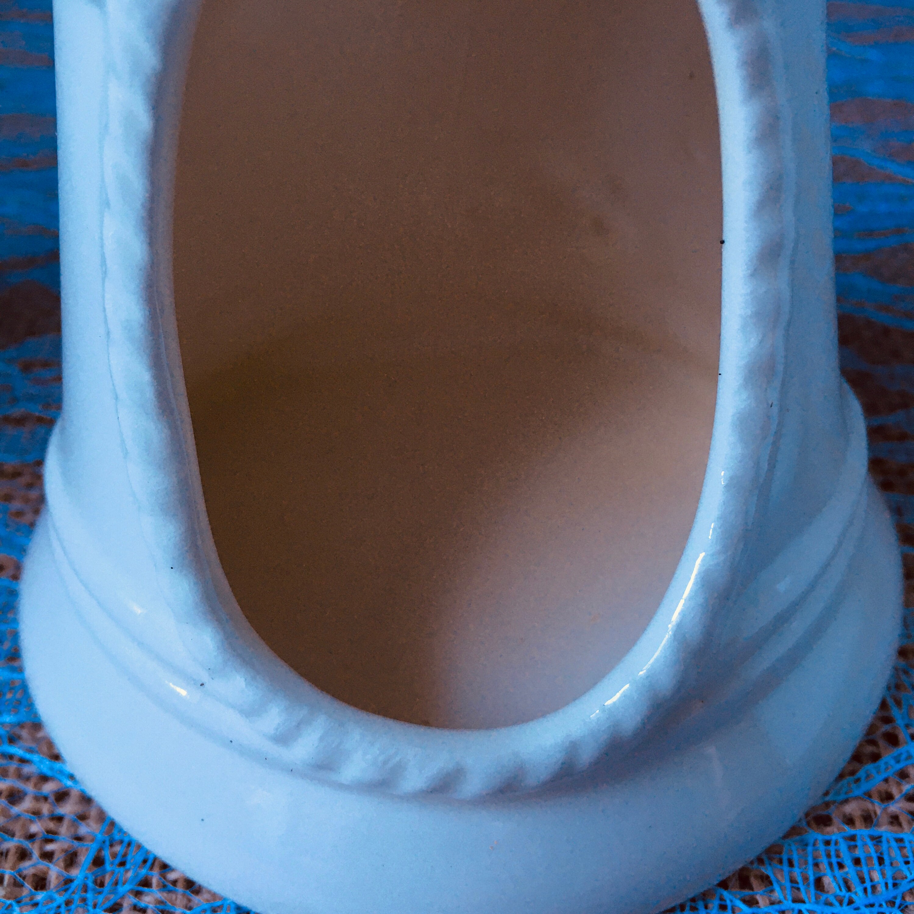 Vintage Bell-shaped Cloche Display-ceramic-antique White-4 1/2 Inches ...