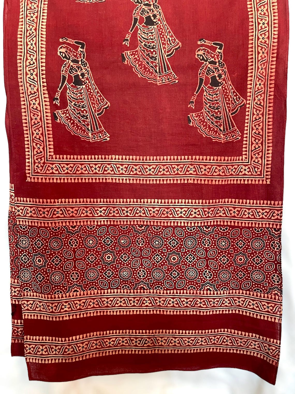 Gujarati Dupatta Eco Friendly Sindhi Ajrak Scarf, Resist Dyed Indian ...