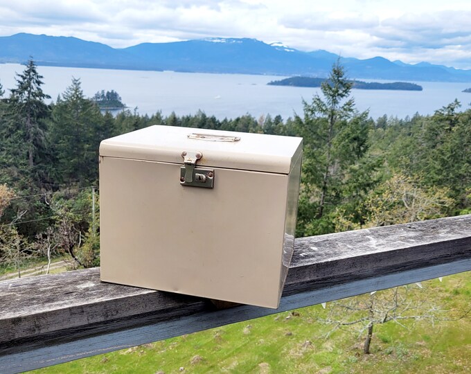Metal File Box, Beige, WITH KEYS, File Divider, Vintage Office Box ...