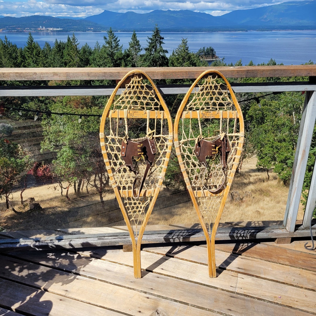 Beaver Tail Snowshoes, Pair, Vintage, Made in Canada, Lac Megantic ...