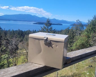 Metal File Box, Beige, WITH KEYS, File Divider, Vintage Office Box ...