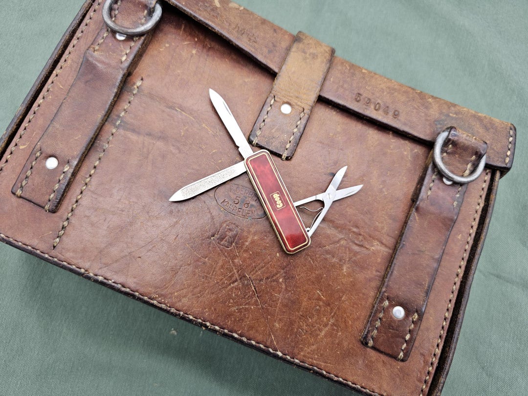 1980s Vintage Victorinox Deluxe Series Retired 58 Mm Model Swiss Army ...