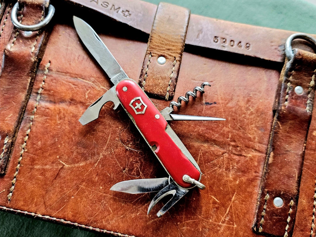 Vintage Army Suisse Officier Swiss Army Tool Très rare pour les pièces ...